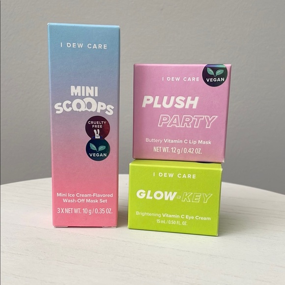 Skincare | I Dew Care Mini Scoops Plush Party And Glowkey Set | Poshmark